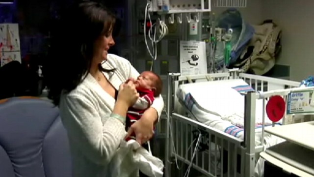 Woman With Two Uteruses Gives Birth To Twins Video Abc News
