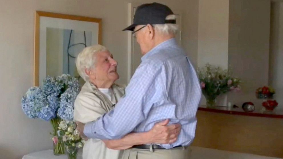 Wwii Veteran Reunites With Long Lost Love After 70 Years Apart Abc News