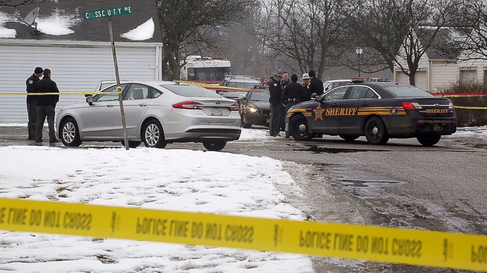2 Officers Shot Dead After Responding To 911 Hang Up Call Were Bes Abc7 Los Angeles
